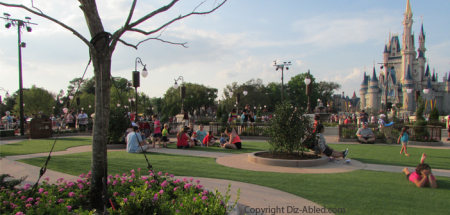 Getting Lost & Separated in the Disney Parks & Disney Springs